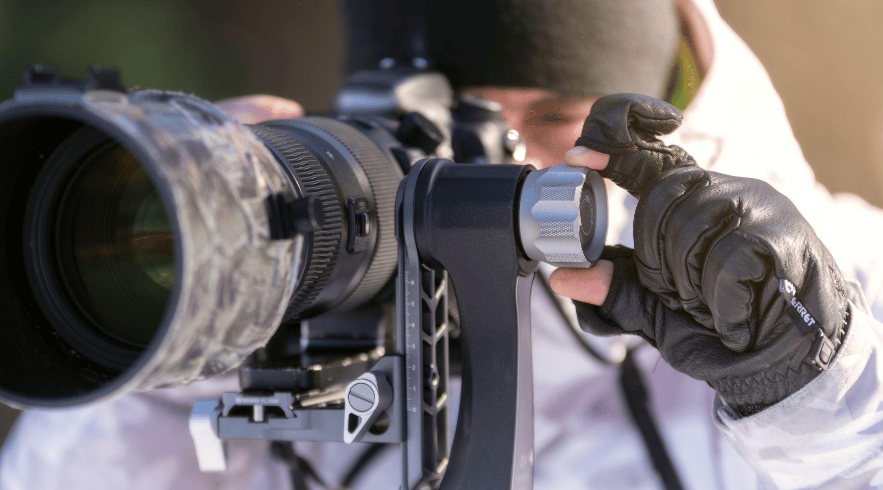 Vallerret Photography Gloves – Crafted for Winter Creators